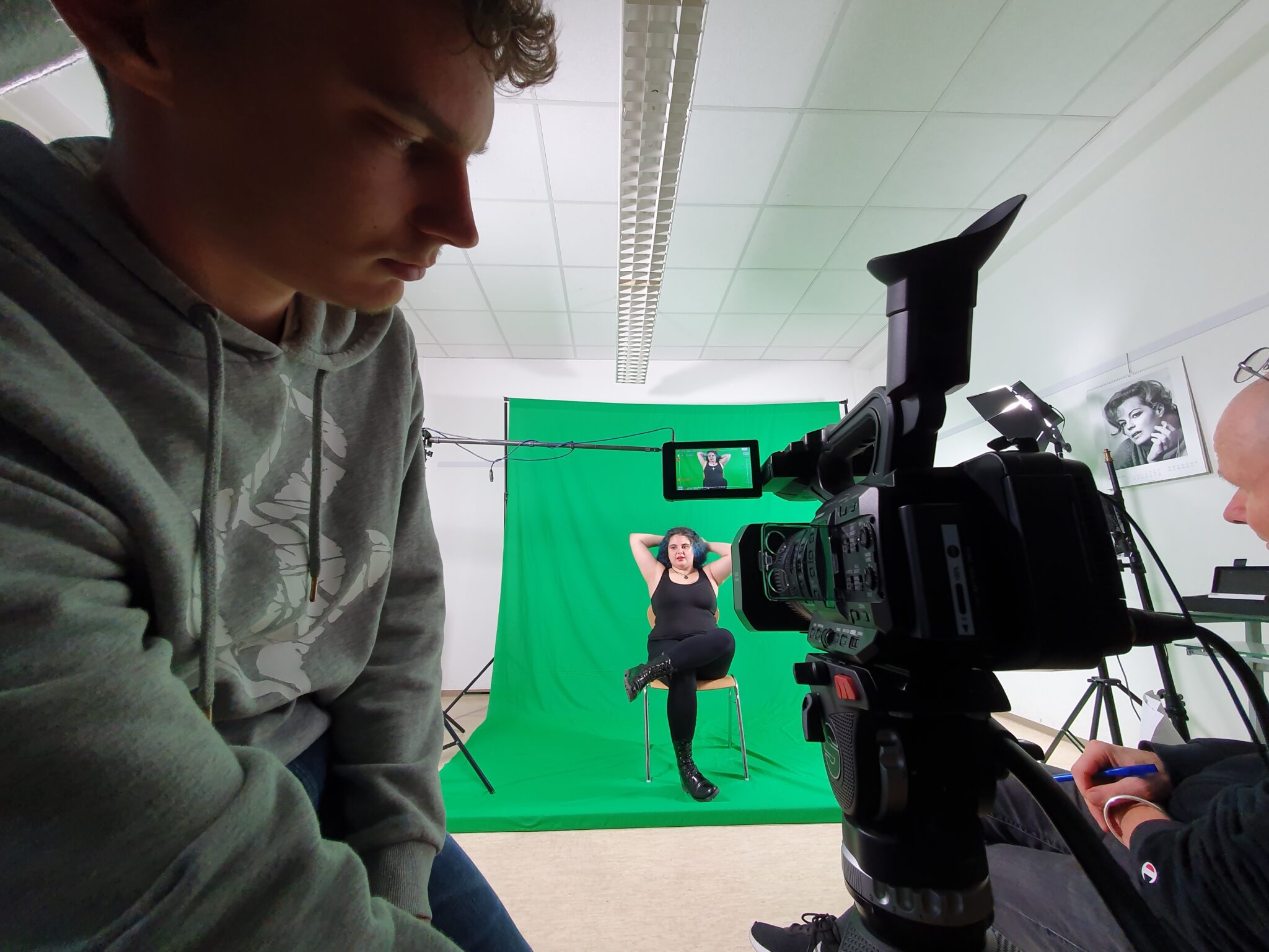 Die Cellistin Ayşe Deniz Birdal – Istanbul-Salzburg-Augsburg-Rom ...