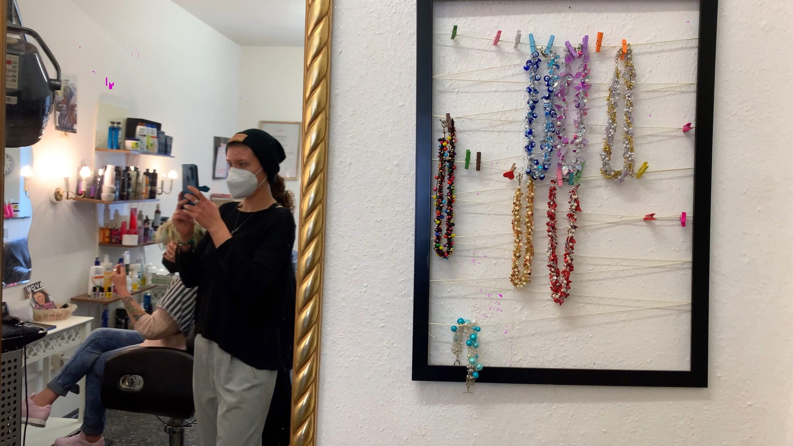 So ungerecht ist der Umgang mit Corona – Patrick und Dilek, zwei ...